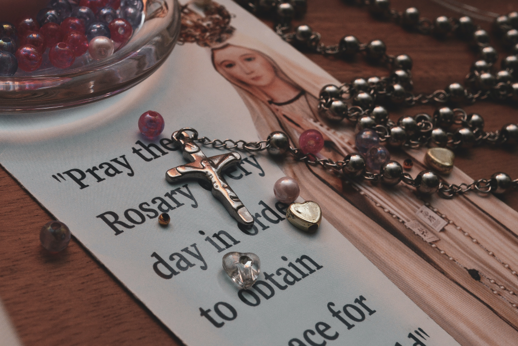 The Fascinating History of the Rosary | Catholic Truth Society