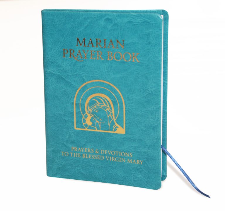A Simple Prayer Book (Gift Edition) | Catholic Truth Society